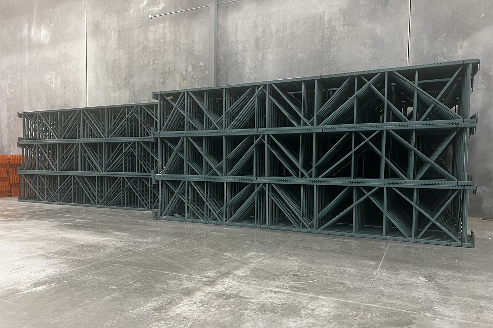 Used Teardrop Pallet Rack Systems | American Surplus