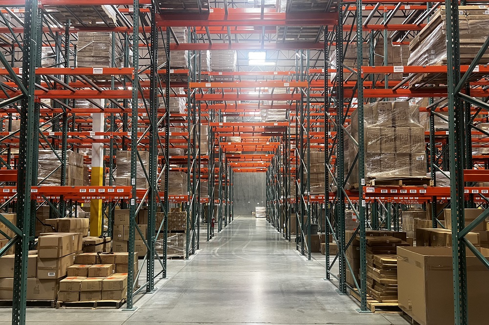 Used Teardrop Pallet Rack Systems | American Surplus