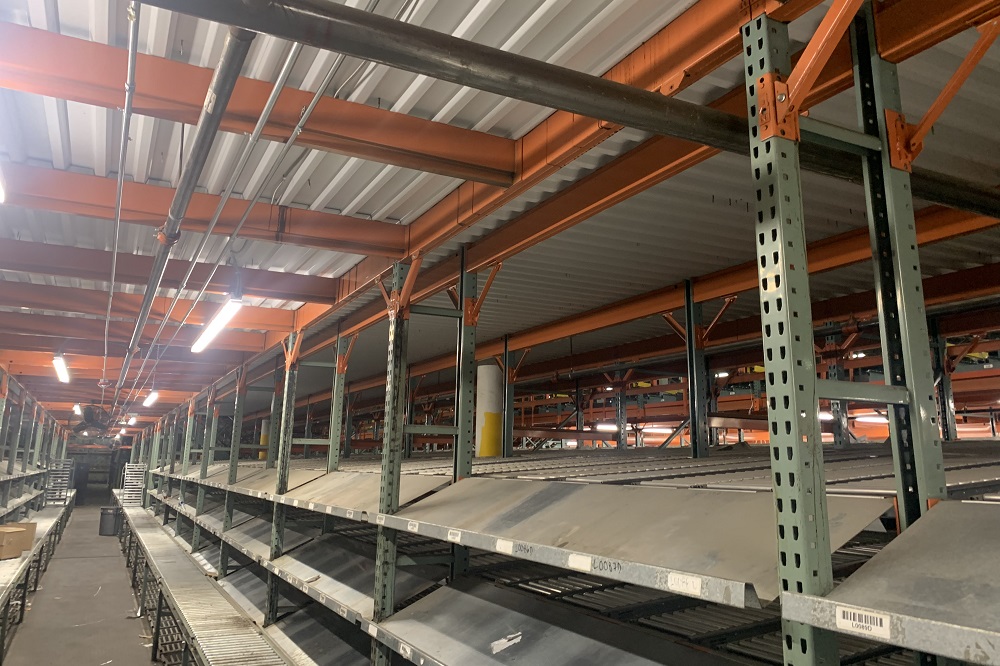 Used Span Track - Tilt Tray Front